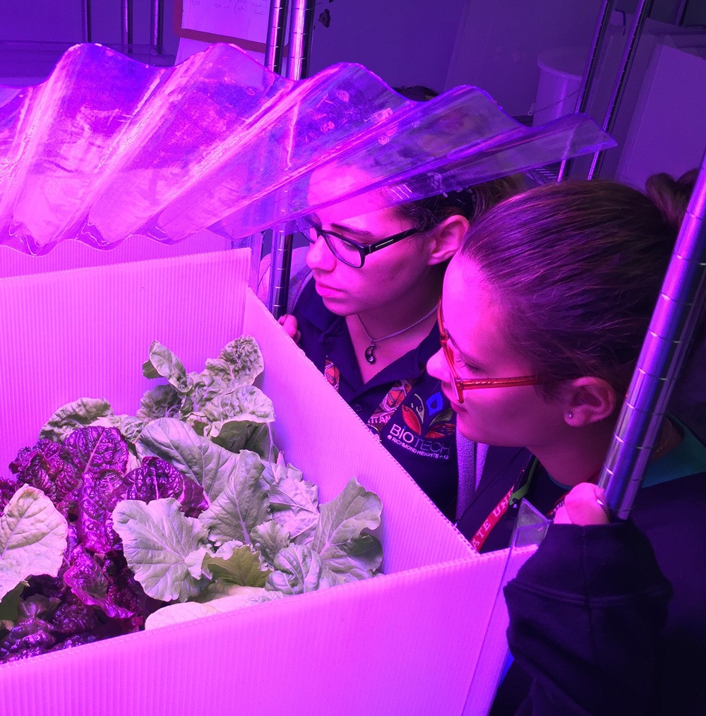 Welcome to BioTECH High School - Fairchild Tropical Botanic Garden